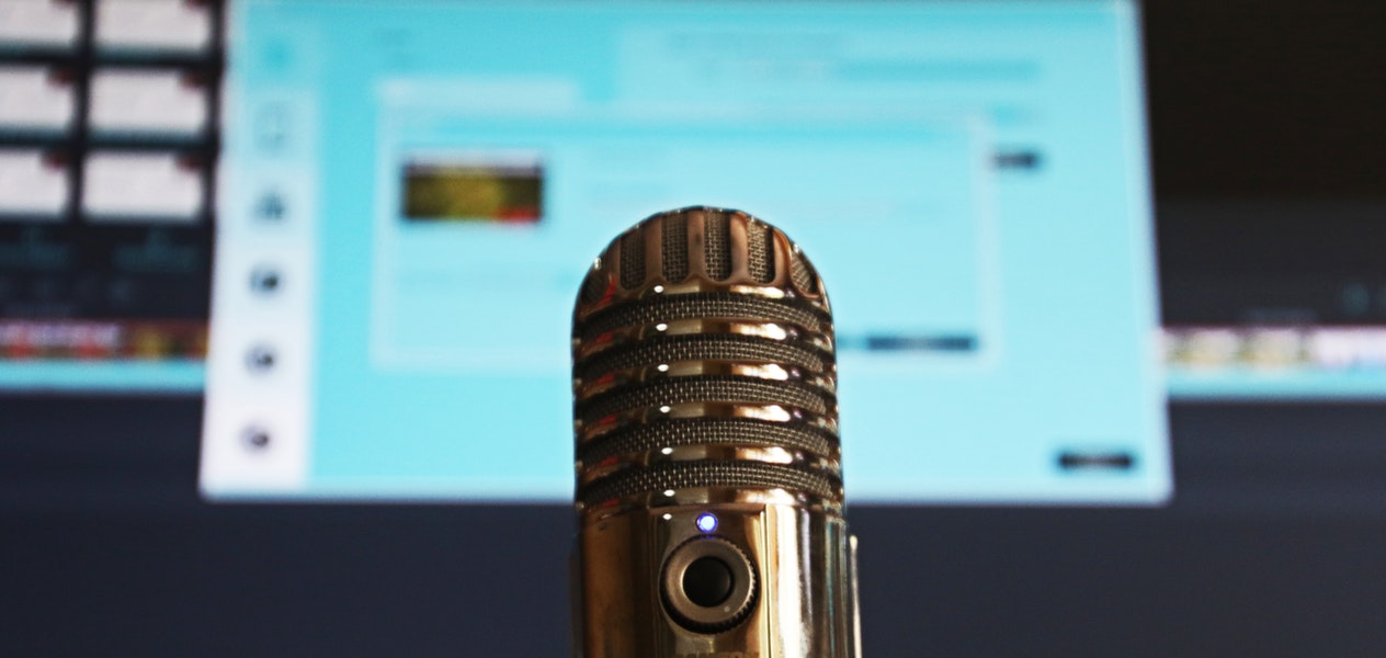 Voiceover News | Kristen Simoes. Female Voice Over Actor & Reporter.